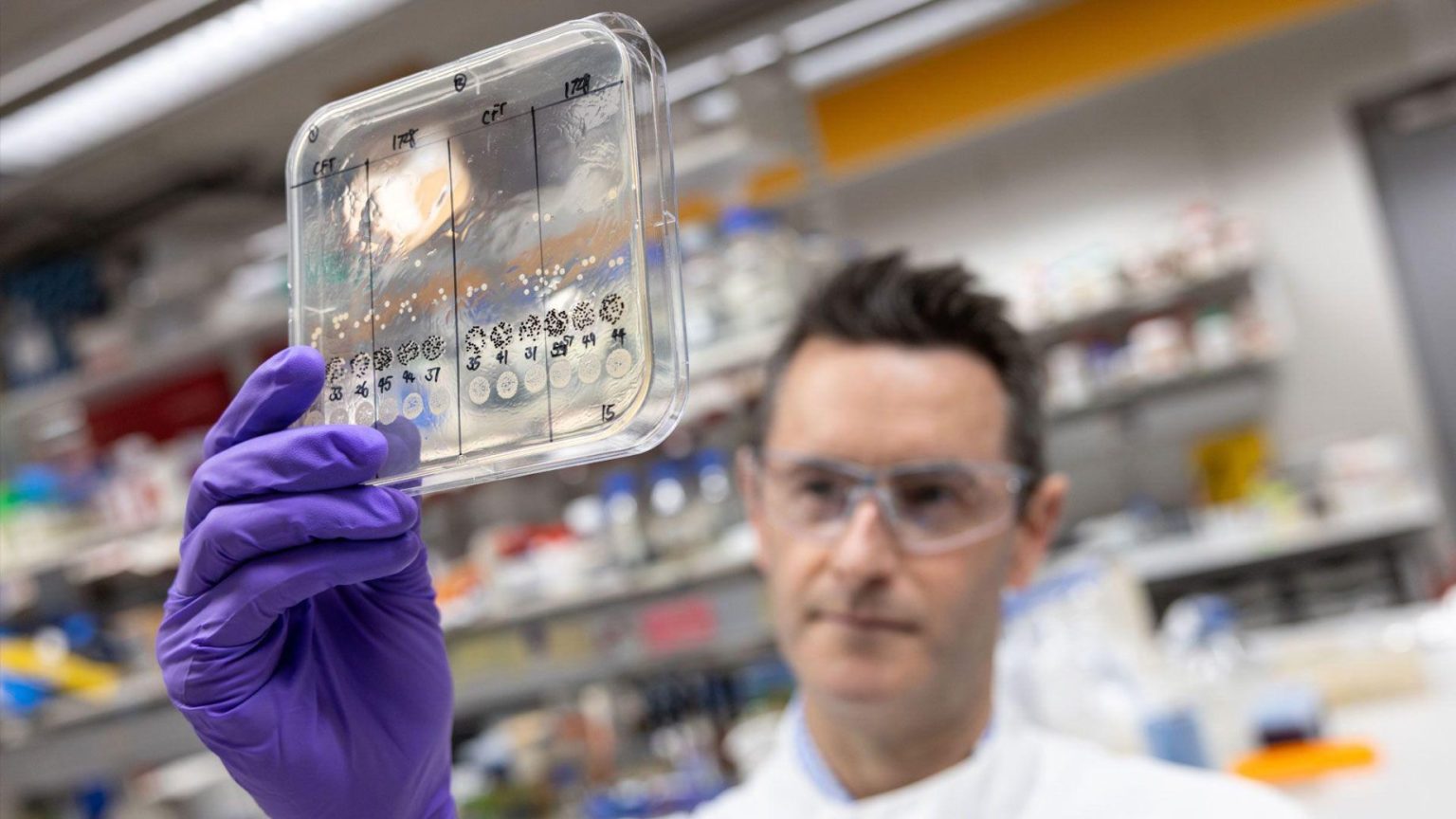 UK, GSK partner on AI to speed antibiotic discovery