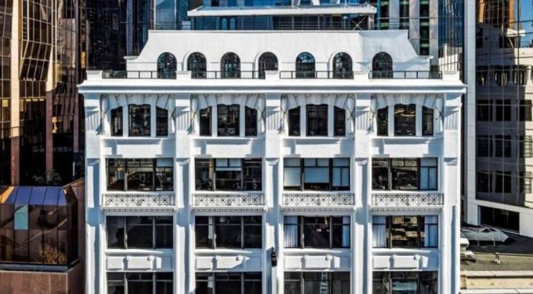 Faradays announces $30 million luxury store on Queen St.