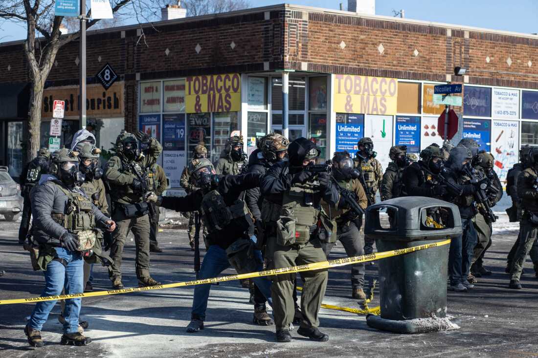 Federal agents suspended over fatal Minneapolis nurse shooting